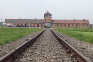 Auschwitz and Birkenau Round-Trip VIP Transport from Krakow