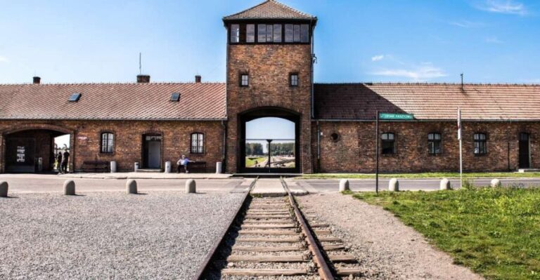 Auschwitz Ticket and Full-Day Tour from Krakow