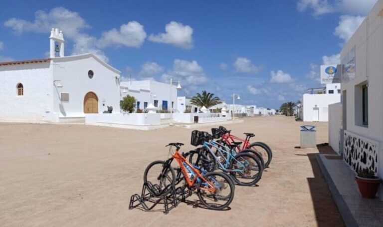 Bike Rental La Graciosa