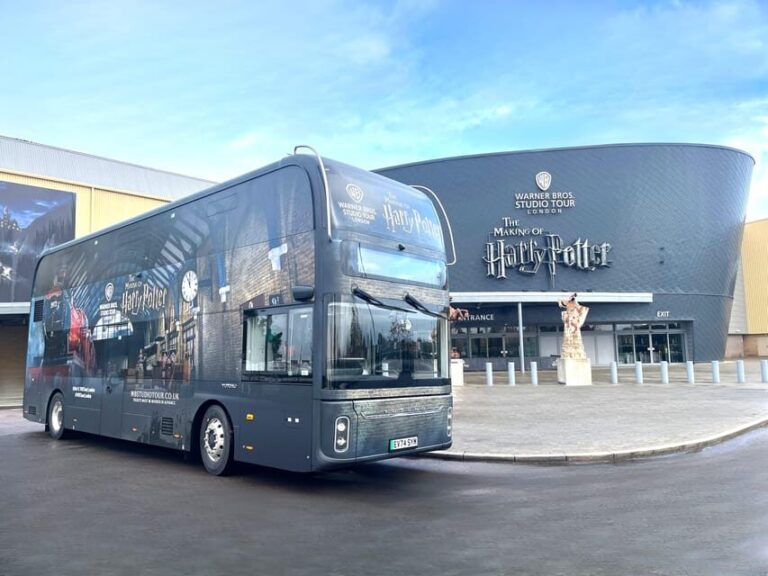 London: Warner Bros. Studio Harry Potter Tour & Branded Bus